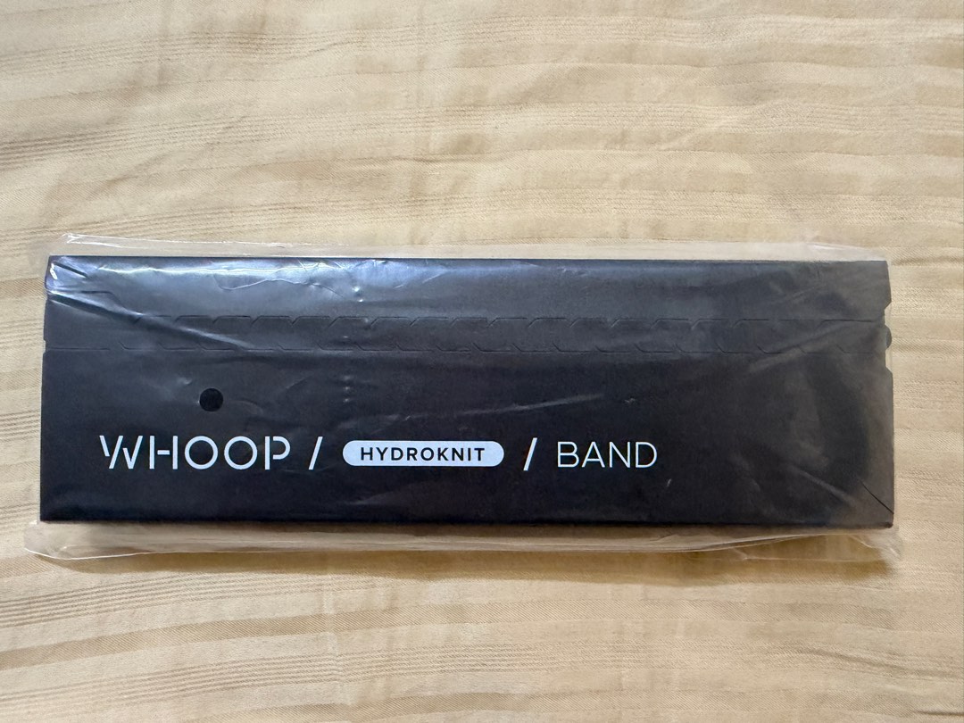 Whoop 4.0 Hydroknit Bicep band Deep End color, Mobile Phones & Gadgets ...