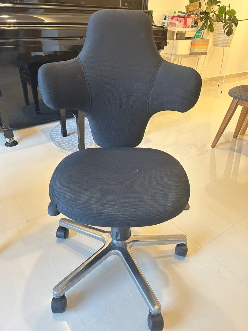 Black Ergonomic Office Chair, Furniture & Home Living, Furniture, Chairs on Carousell