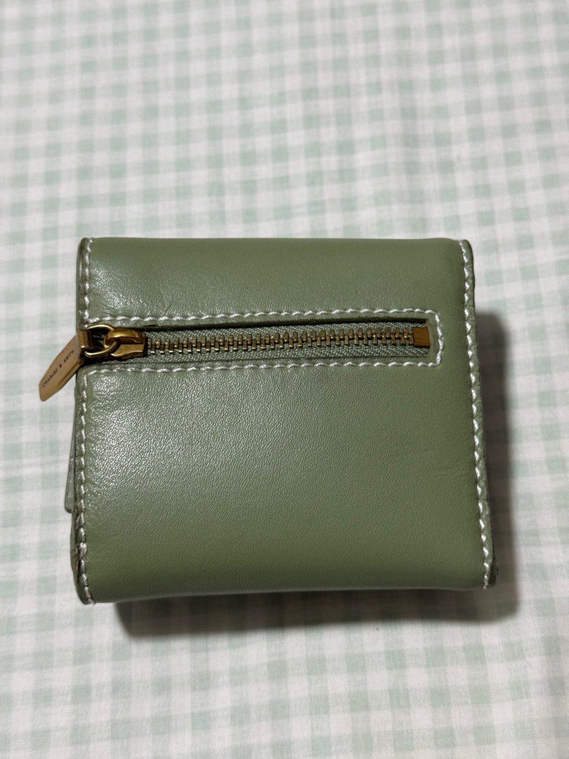 CHARLES & KEITH Stitch-Trim Turn-Lock Wallet in Sage Green, Women's ...