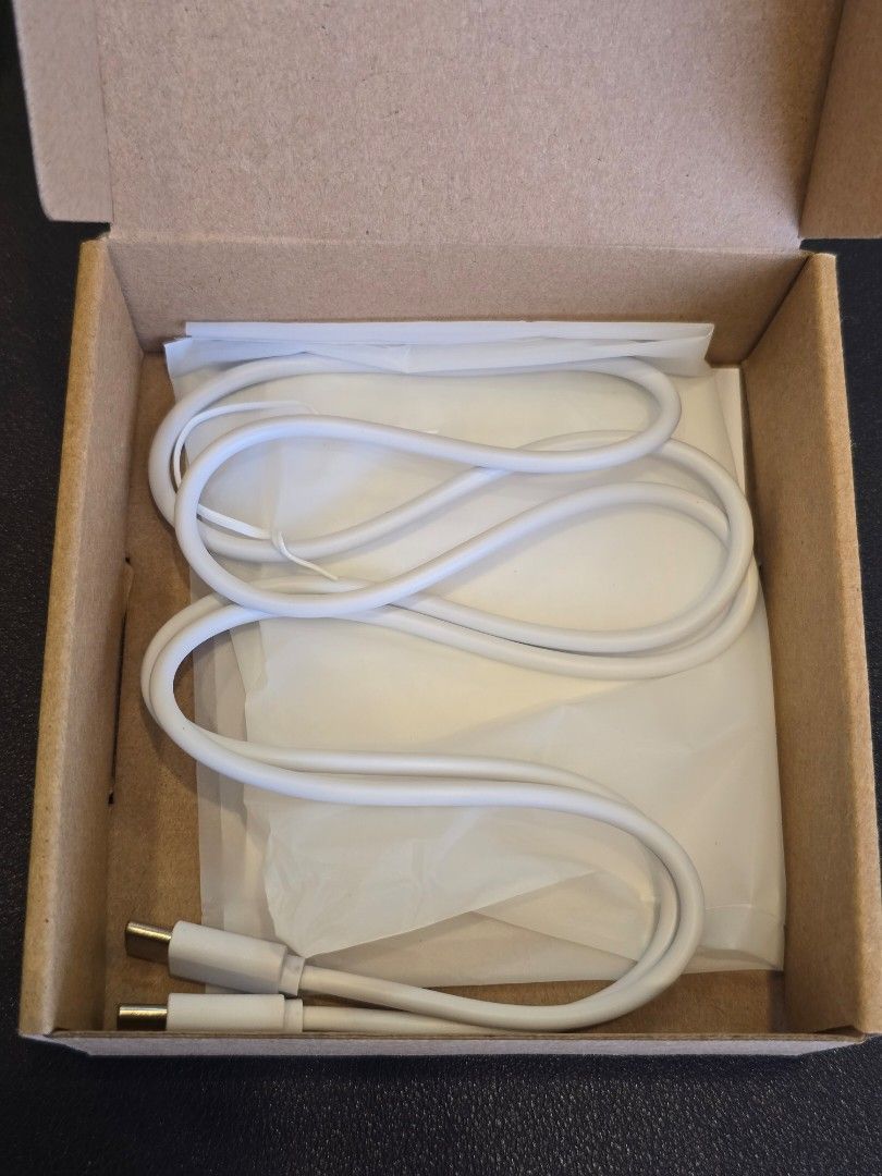 Clear Acrylic Wireless Charger, Mobile Phones & Gadgets, Mobile ...