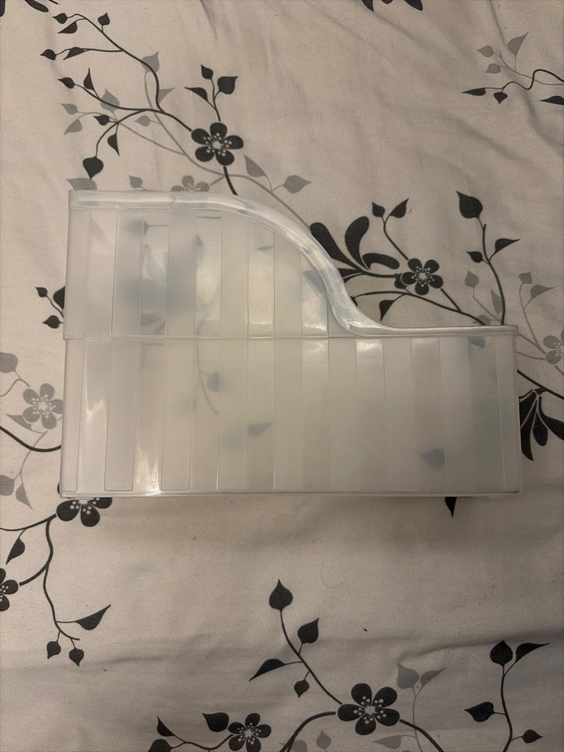Clear Book Organiser, Furniture & Home Living, Home Improvement ...