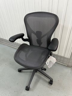 Herman Miller Aeron Remastered Chair , full load , mineral , Furniture ...