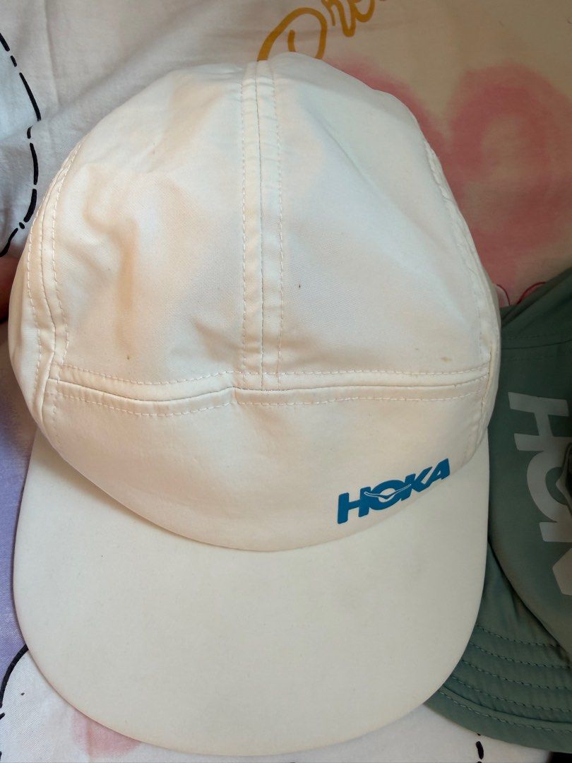 Hoka Running Cap, 男裝, 手錶及配件, 棒球帽、帽 - Carousell