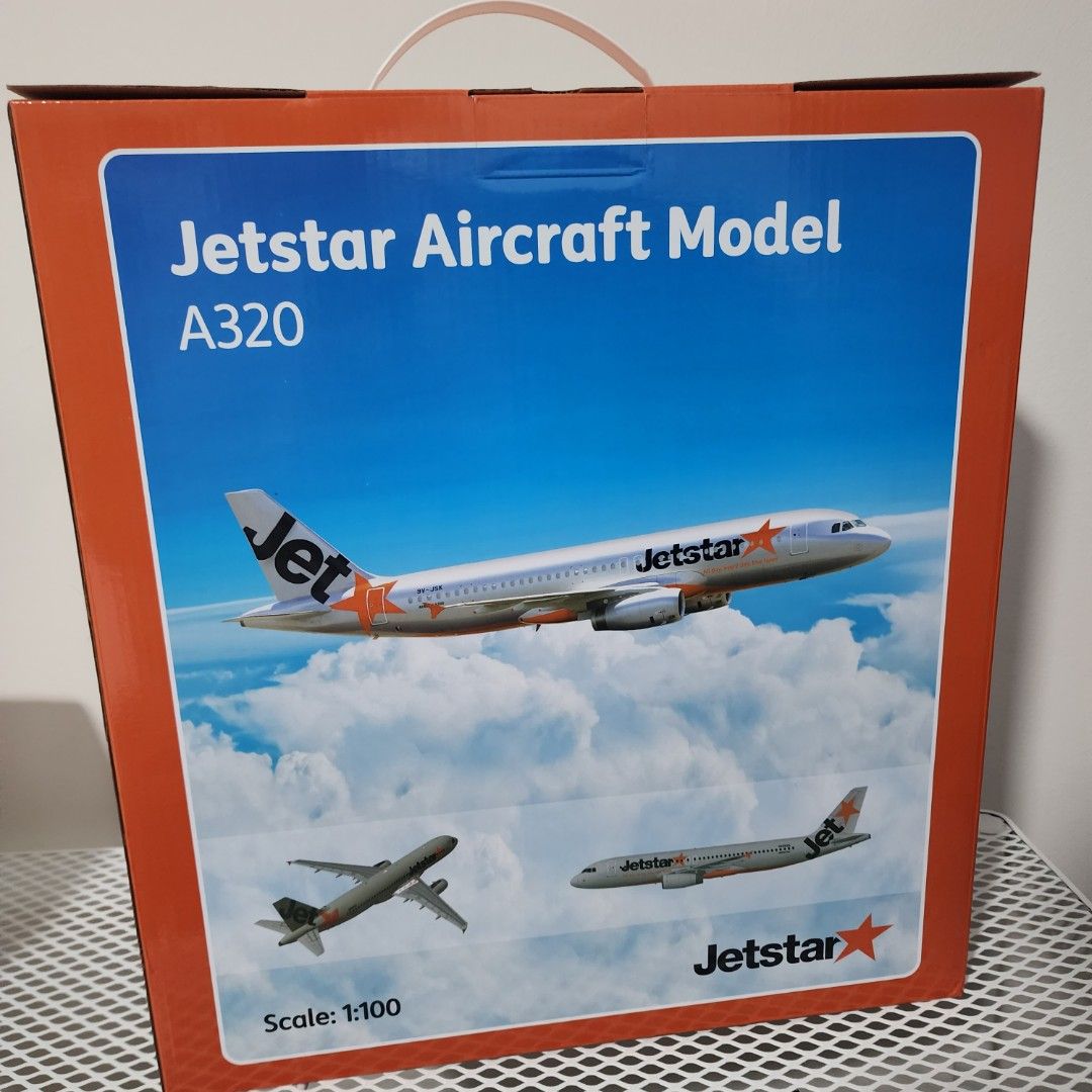 Jetstar Aircraft Model A320 - 1:100 Scale, Hobbies & Toys, Toys & Games ...