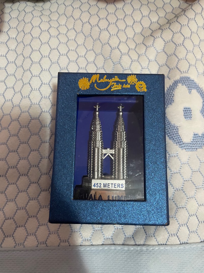 Landmark Model Souvenir（Petronas Twin Towers）, Everything Else, Others ...