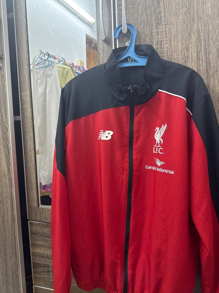 New balance liverpool track top, Men's Fashion, Activewear on Carousell
