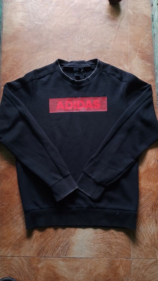 Adidas Spellout Box Logo Print Sweatshirt, Men's Fashion, Coats ...