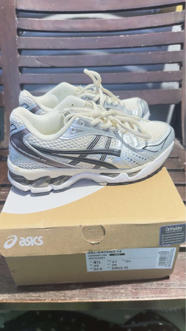 Asic Gel Kayano, Fesyen Wanita, Sepatu di Carousell