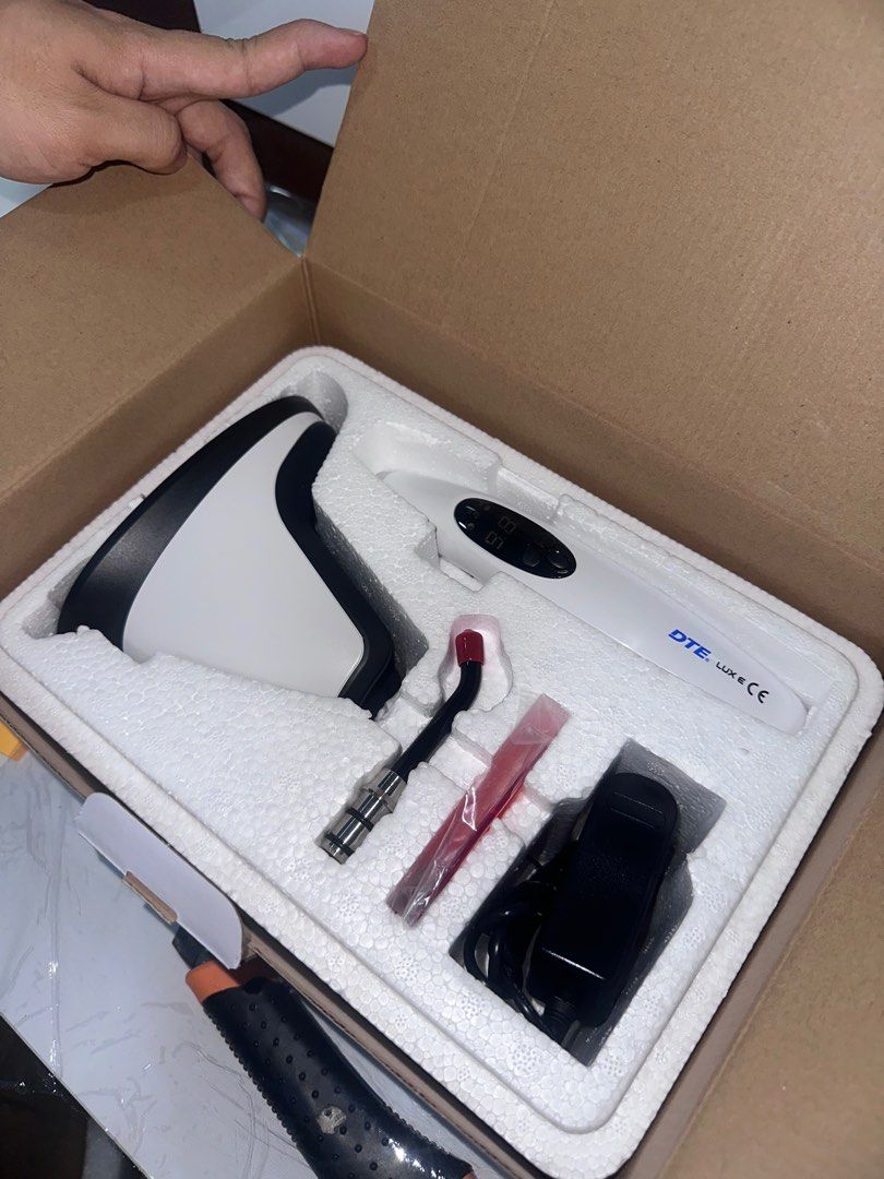 DTE LUX E Plus Curing Light, Health & Nutrition, Medical Supplies & Tools on Carousell