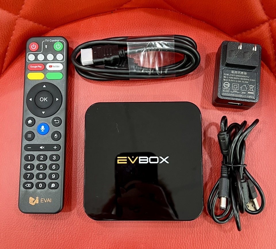 【艾爾巴二手】EVBOX 11MAX 易播盒子 4G/64G 純淨版 #二手電視盒#保固中#板橋店B4F7F, 電視及其他電器 , 電視及其他電器 , 藍光及播放器在旋轉拍賣