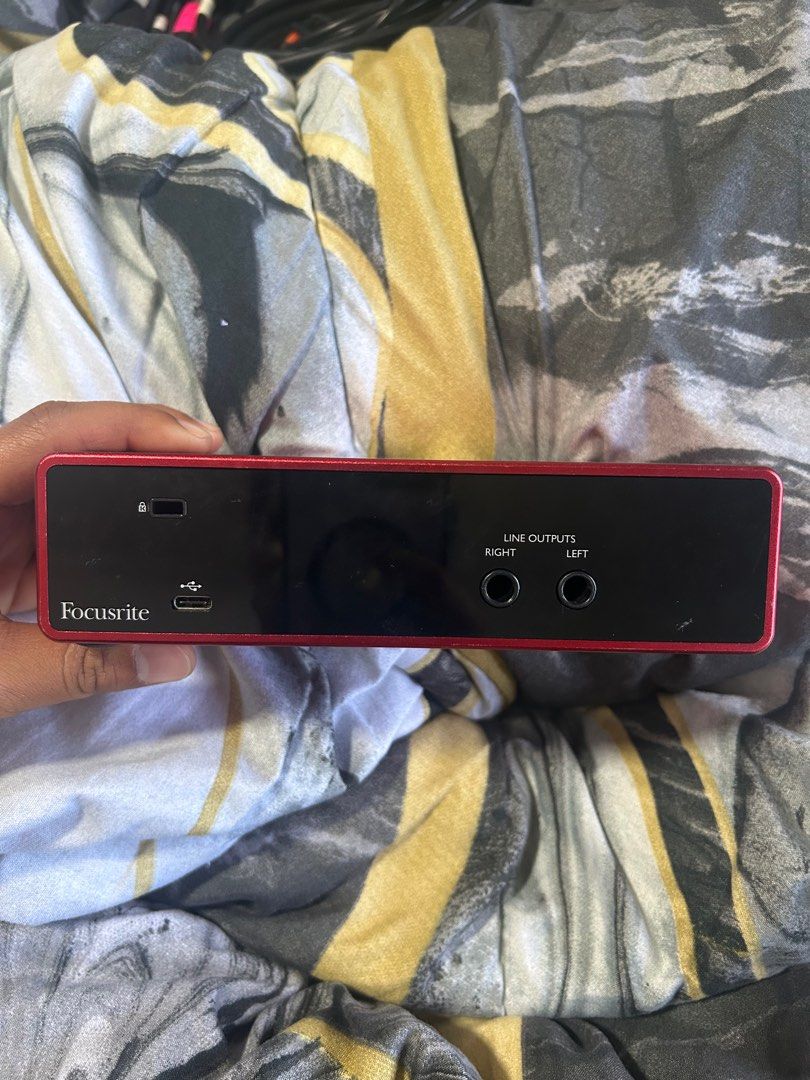 Focusrite Scarlett 2i2 Audio Interface, Audio, Other Audio Equipment on Carousell