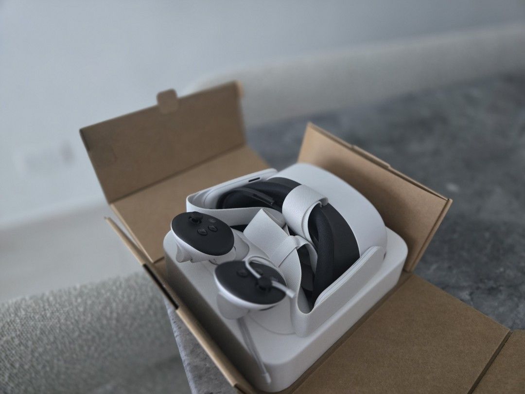 Meta Quest 3 S VR Headset, Video Gaming, Gaming Accessories, Virtual ...