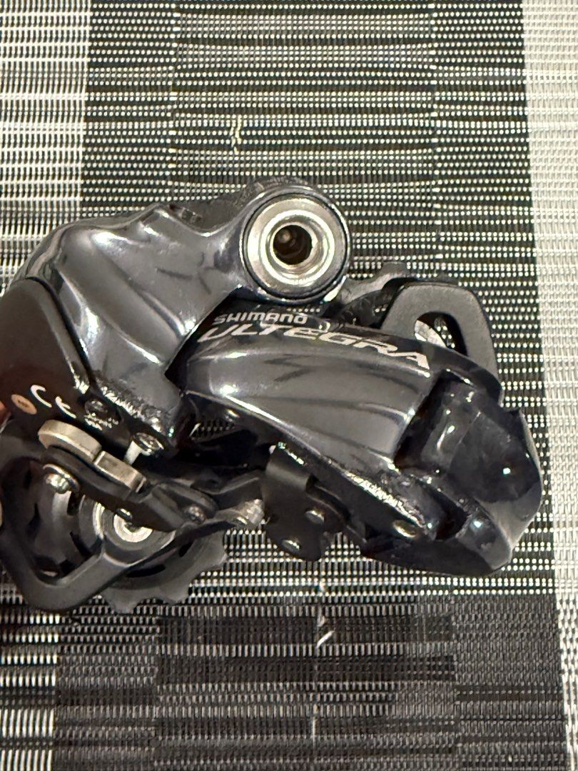 Shimano Ultegra 6870 Di2 Rim Brake Groupset, Sports Equipment, Bicycles ...