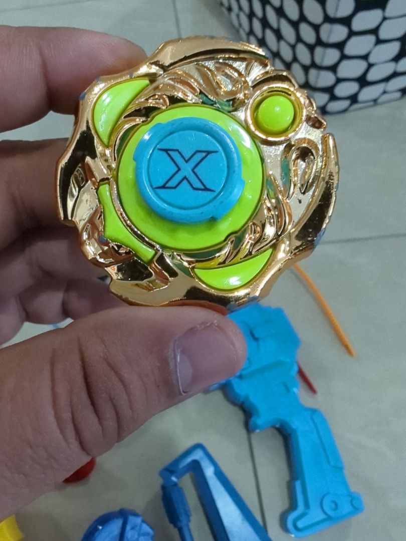 Beyblade Burst Set - Multiple Beyblades & Launchers, Hobbies & Toys ...