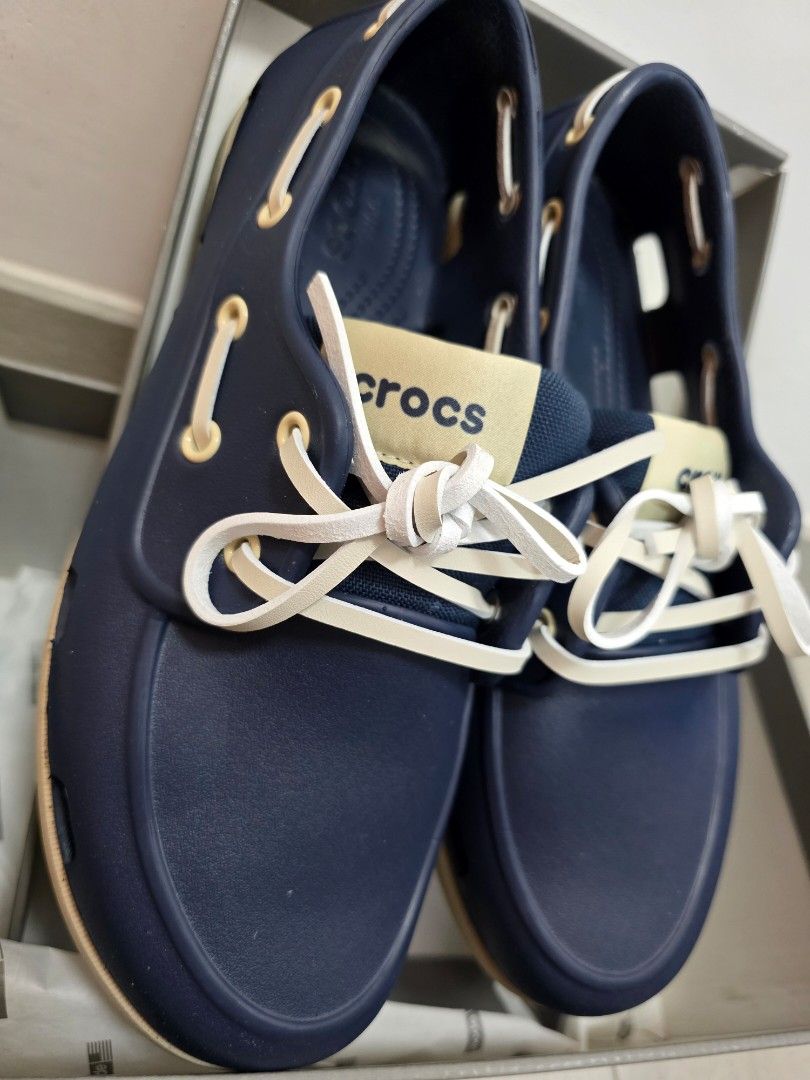 Crocs Boat Shoes Navy Blue, 男裝, 鞋, 便服鞋 - Carousell