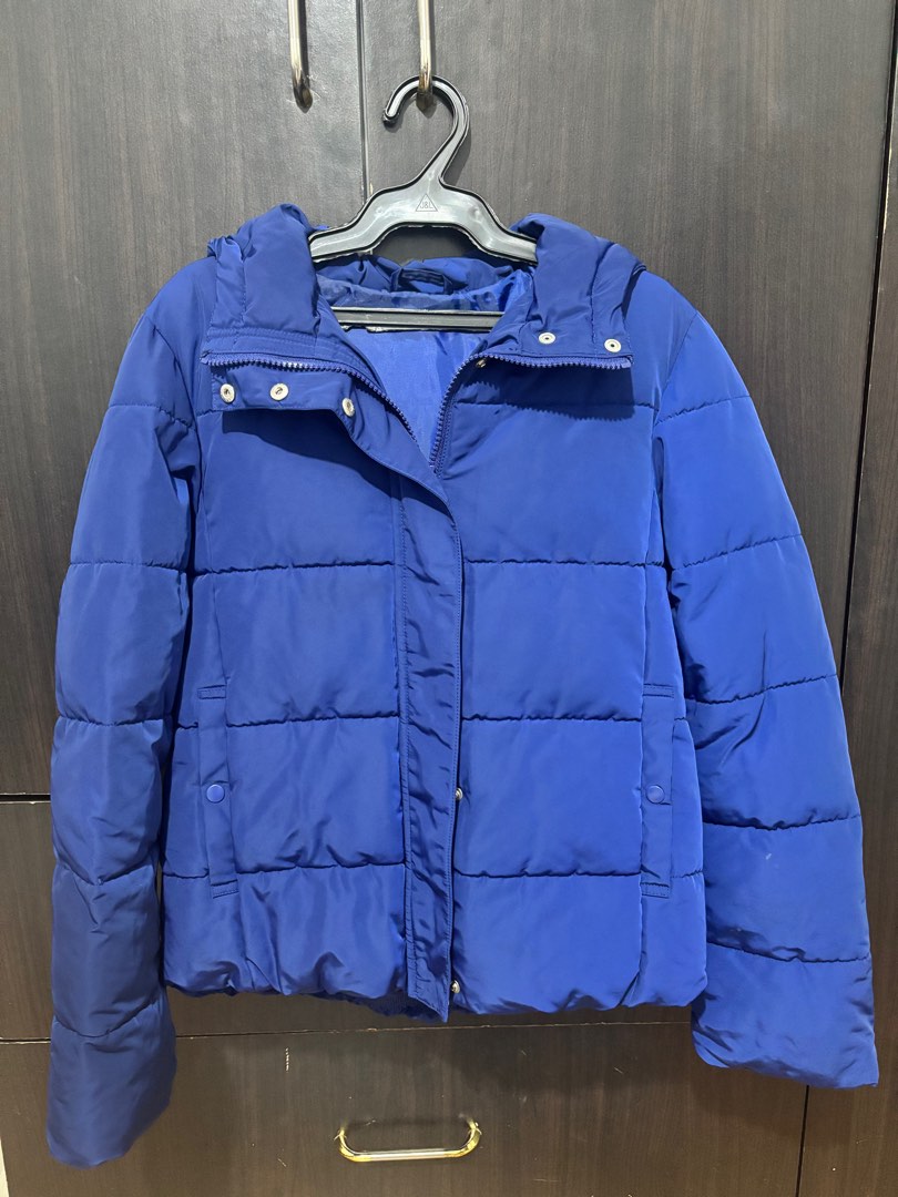 GU by Uniqlo Puffer Jacket, Women's Fashion, Coats, Jackets and ...