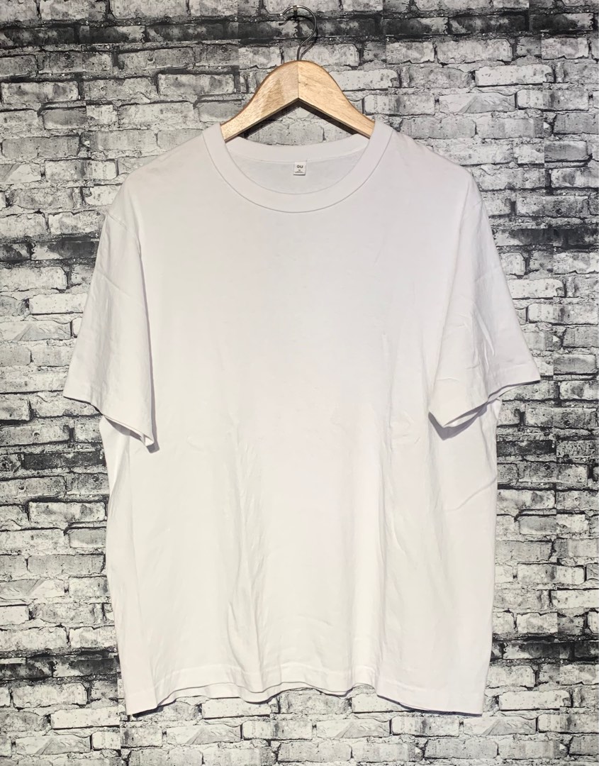 GU White T-shirt, Men's Fashion, Tops & Sets, Tshirts & Polo Shirts on ...