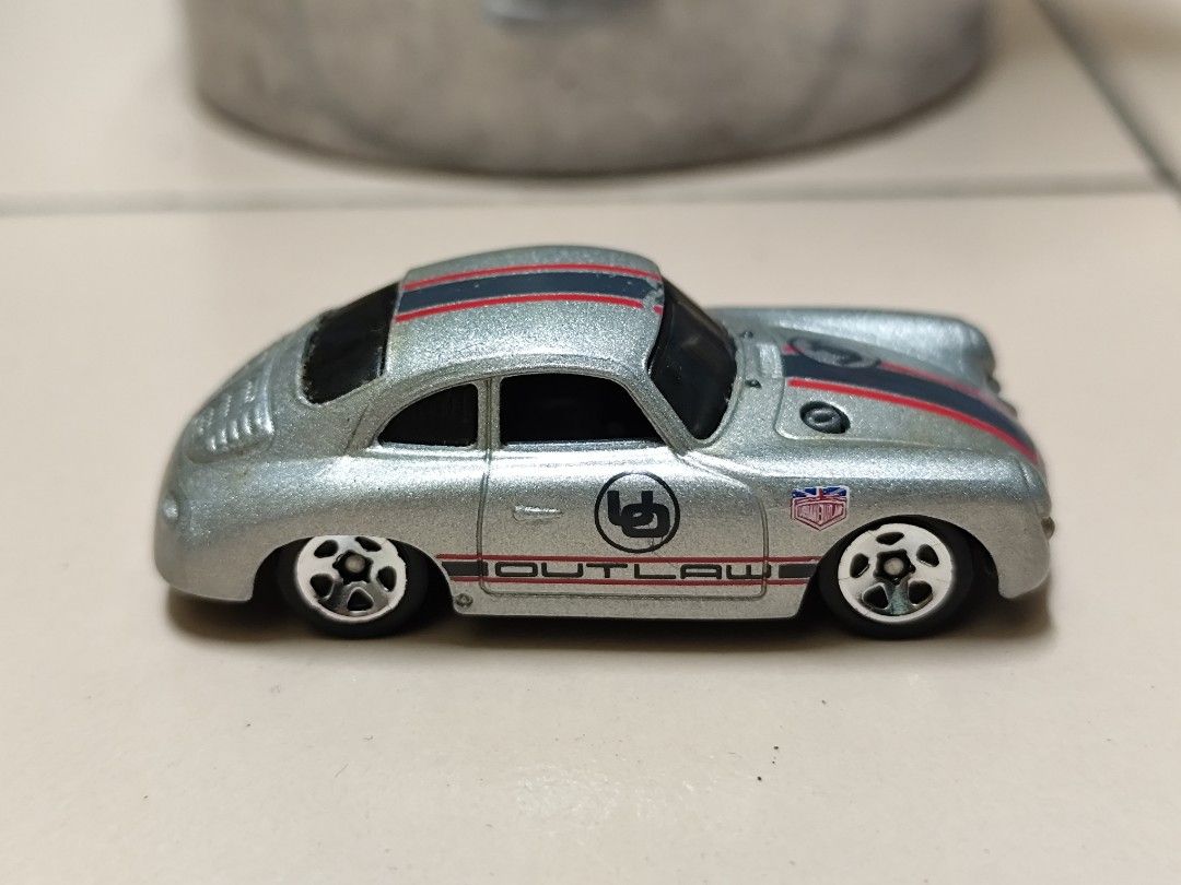 Hot Wheels Porsche 356A Outlaw First Edition Magnus Walker HW Showroom ...