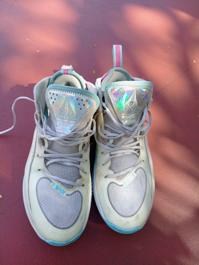 Li-Ning Wade Basketball Sneakers, 男裝, 鞋, 波鞋 - Carousell