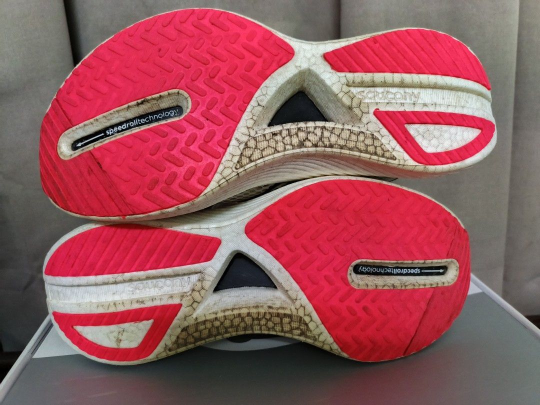 Saucony Endorphin Pro 3 US9 27cm, Men's Fashion, Footwear, Sneakers on ...