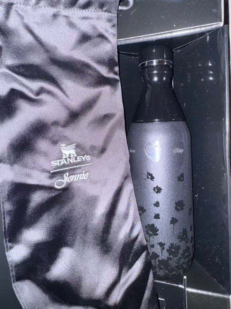 Stanley Jonnie Ruby Water Bottle, Furniture & Home Living, Kitchenware ...