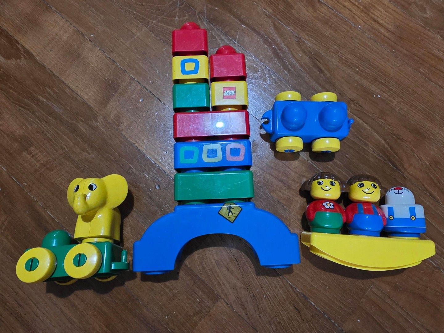 Vintage LEGO Duplo Blocks Set, Hobbies & Toys, Toys & Games on Carousell