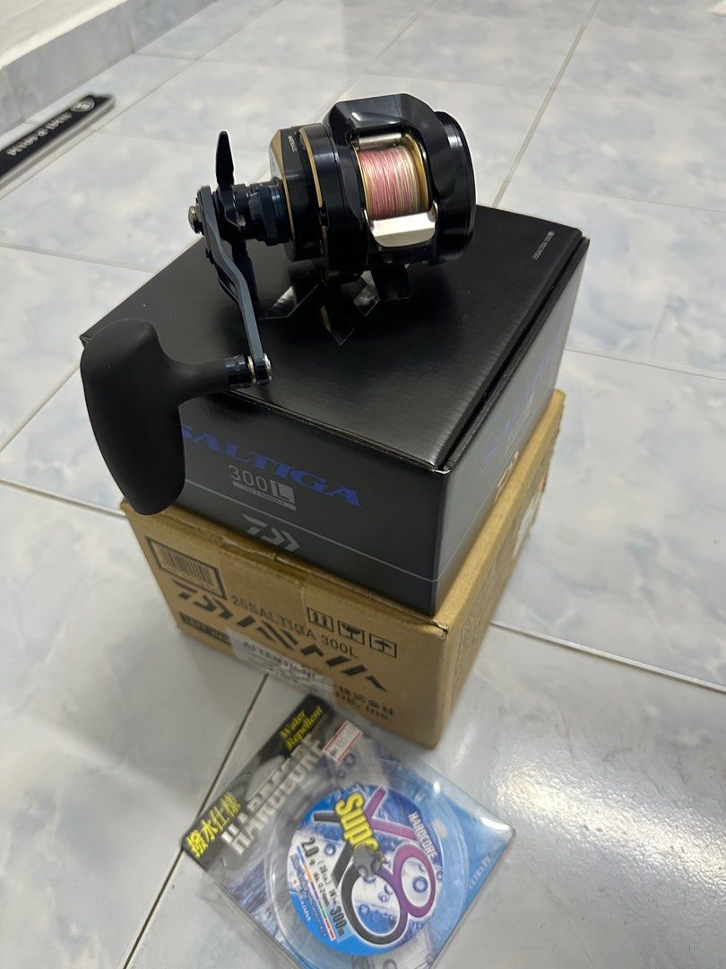 Daiwa Saltiga 300L & Motion Jerker PE3 Fishing Combo, Sports Equipment ...
