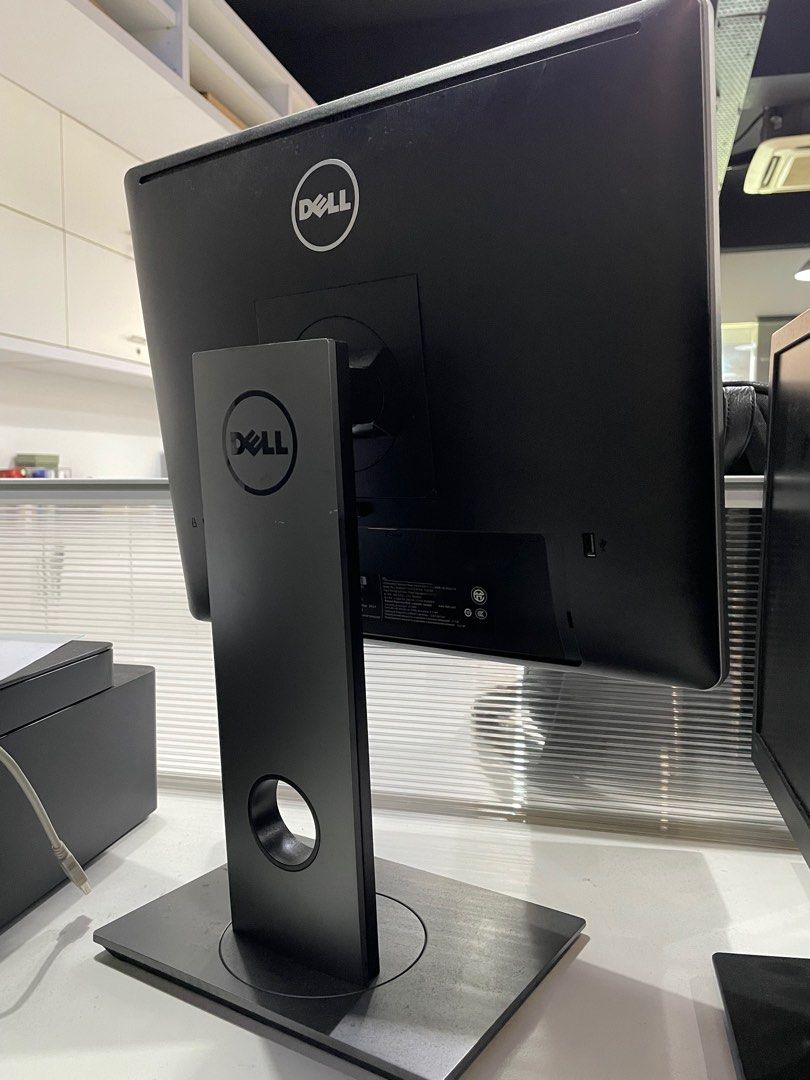 Dell Monitor Pivot Stand, Computers & Tech, Desktops on Carousell
