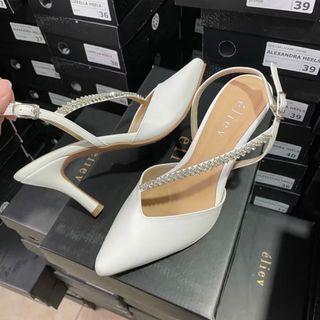 Stiletto Dijual | Beli 100+ Stiletto online | Carousell Indonesia