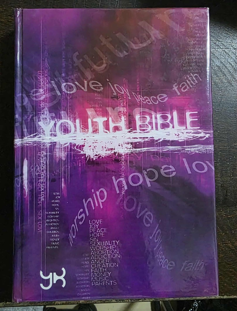 NCV YOUTH BIBLE / Holy Bible, New Century Version, Hobbies & Toys ...