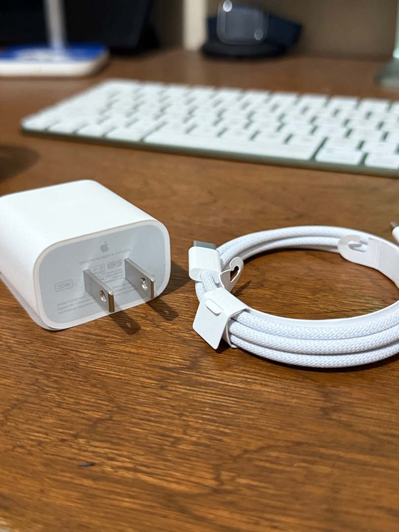 Original Apple Charger 20 watts adaptor adapter & Original Type C to C ...