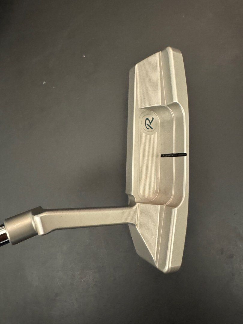 TaylorMade TP Reserve B11 Blade Putter, Sports Equipment, Sports ...