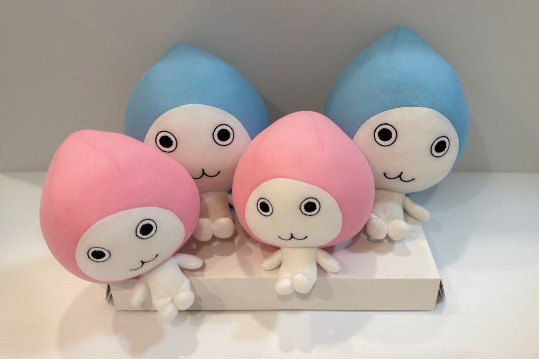 💧 Daikin Pichonkun Plush Toy 4 pcs – 2 Pink + 2 Blue) 💙💗, Hobbies ...