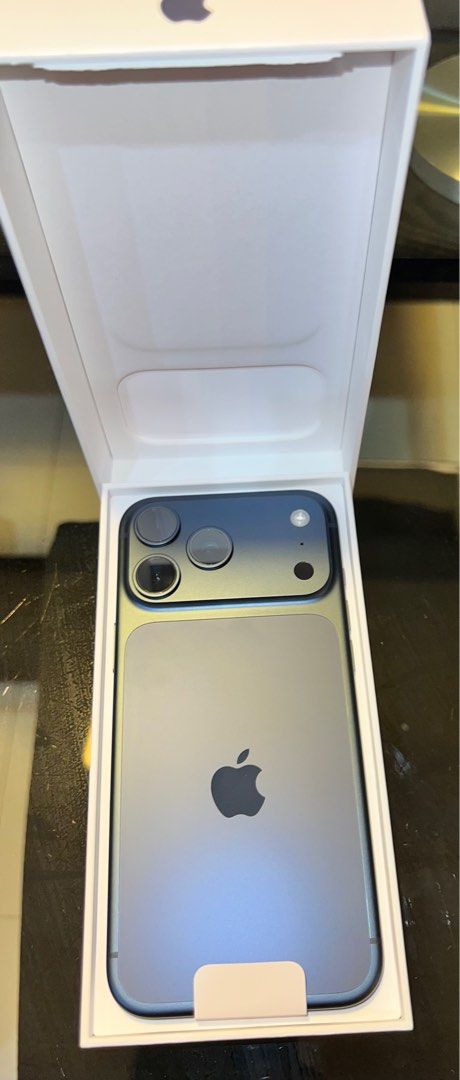 iPhone 17 Pro Max 256GB Deep Blue, Mobile Phones & Gadgets, Mobile ...