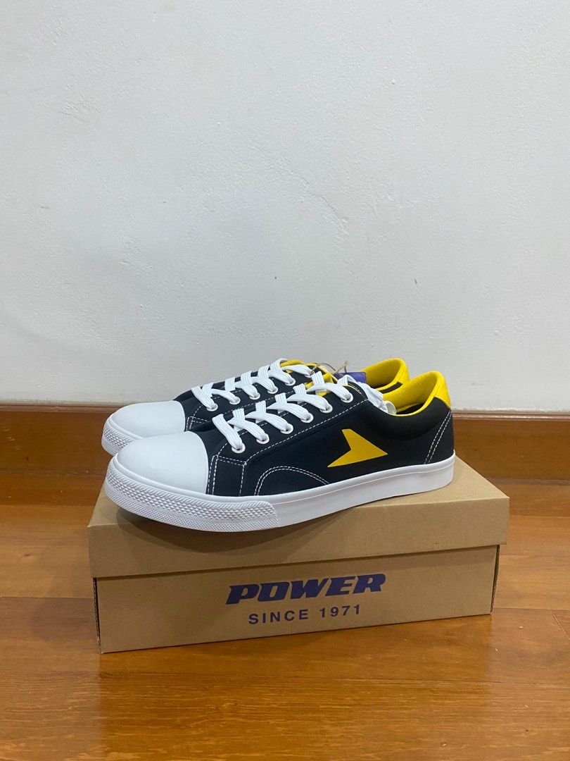 Bata Hotshot (Kurt Cobain Nirvana) RARE, Men's Fashion, Footwear, Sneakers on Carousell