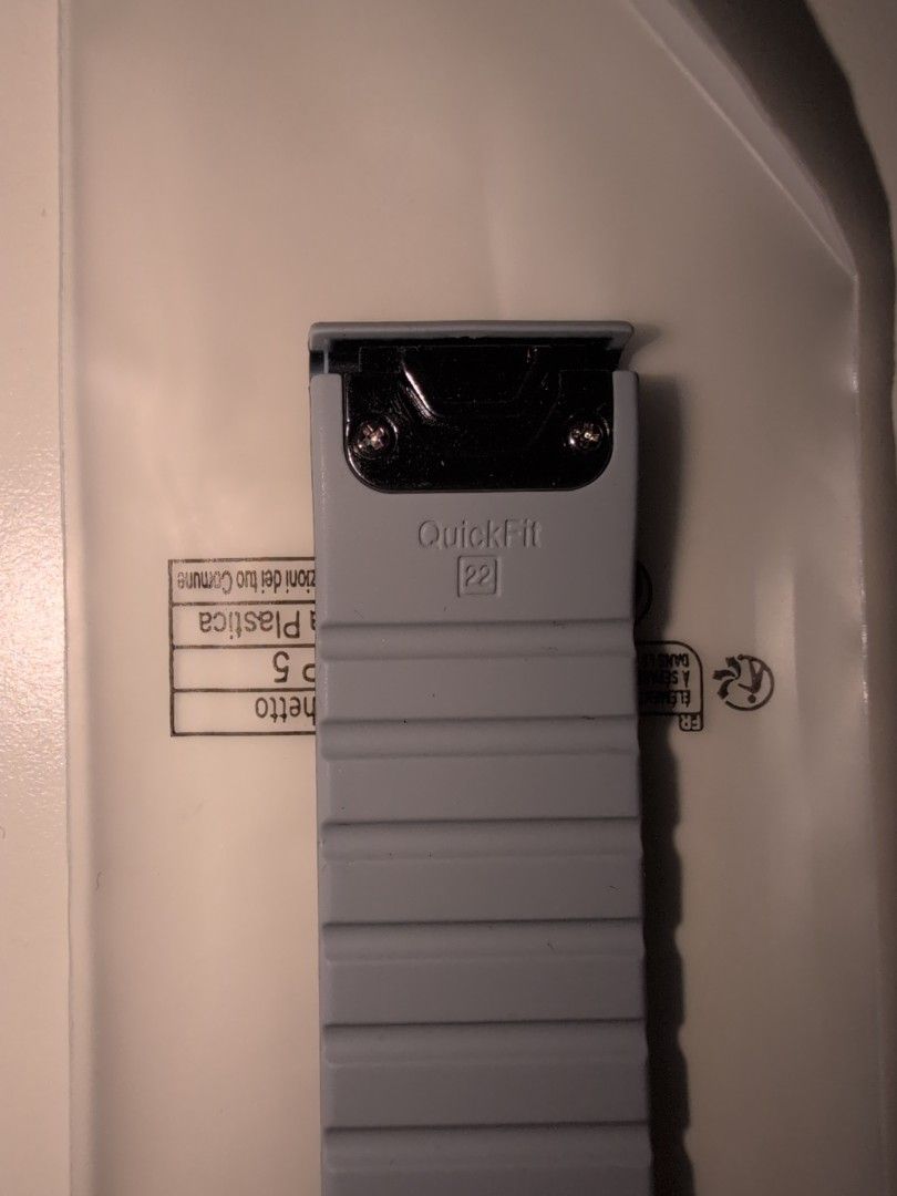 Garmin Quickfit 26 and 22 wristband, Mobile Phones & Gadgets, Wearables ...