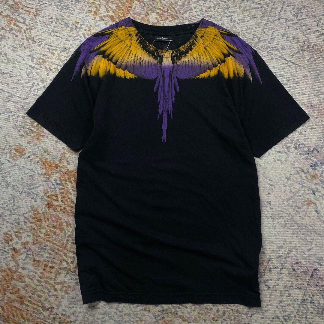 marcelo burlon tshirt, Fesyen Pria, Aksesoris, Lainnya di Carousell