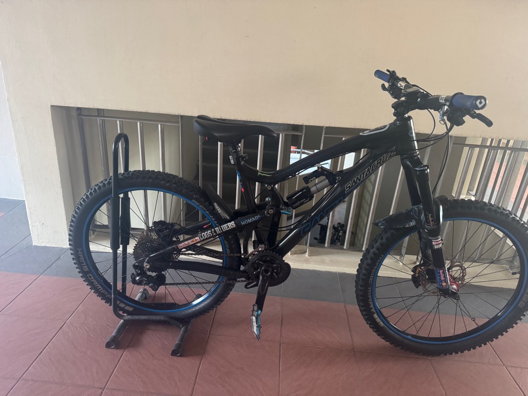 Santa Cruz Nomad Mark 2 - carbon frame, Sports Equipment, Bicycles ...