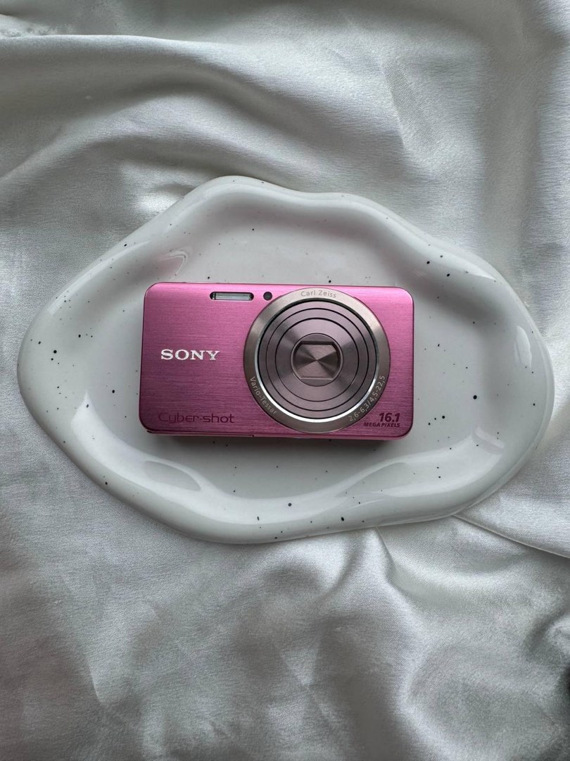 Sony w630 pink digicam digital camera, Photography, Cameras on Carousell