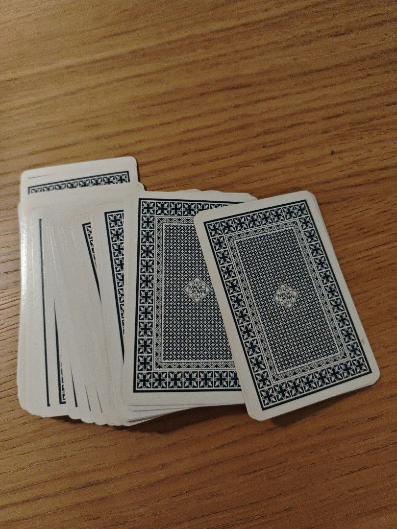 Standard Playing Card Deck, Hobbies & Toys, Toys & Games on Carousell