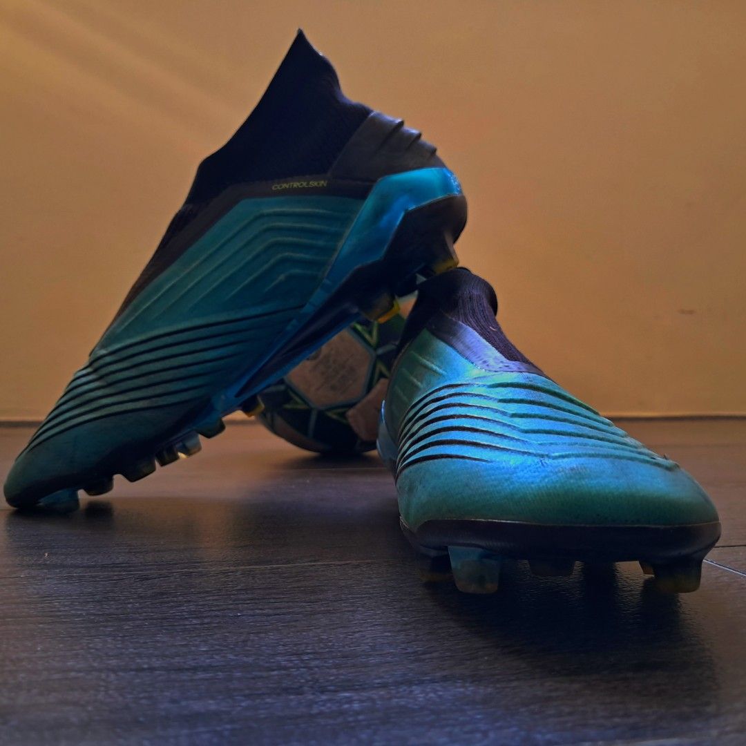 Adidas Predators, Sports Equipment, Sports & Games, Racket & Ball ...