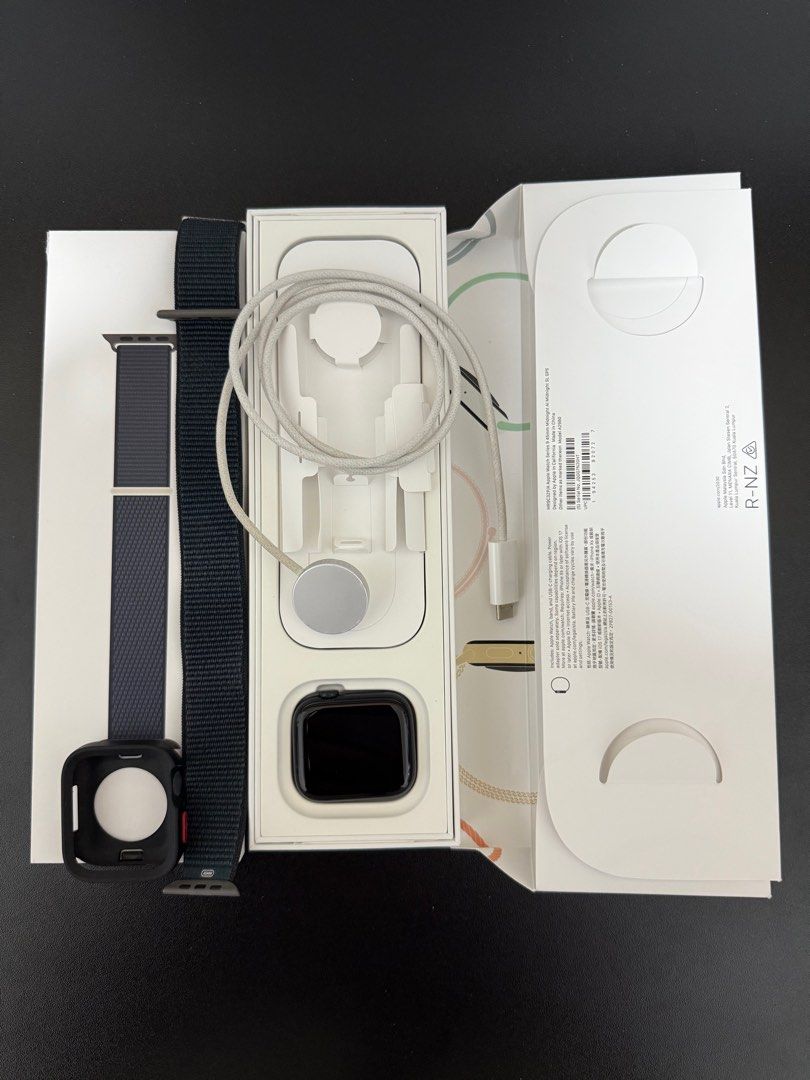 Apple Watch Series 9 (GPS), Mobile Phones & Gadgets, Wearables & Smart ...