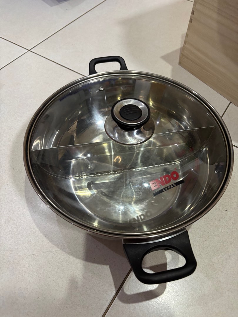 Endo Japan Stainless Steel Hot Pot with Divider, Furniture & Home ...