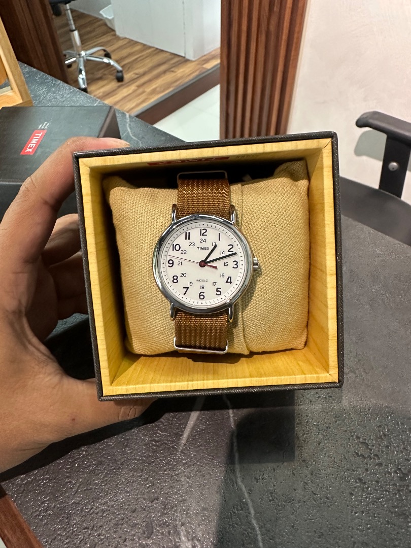 Timex Weekender Watch with Extra Straps, Men's Fashion, Watches ...
