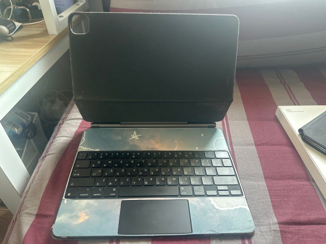 Apple iPad Pro 12.9 Magic Keyboard - Sky Design, Computers & Tech ...