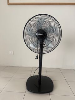 Khind Stand Fan SF1663H, Furniture & Home Living, Lighting & Fans, Fans ...
