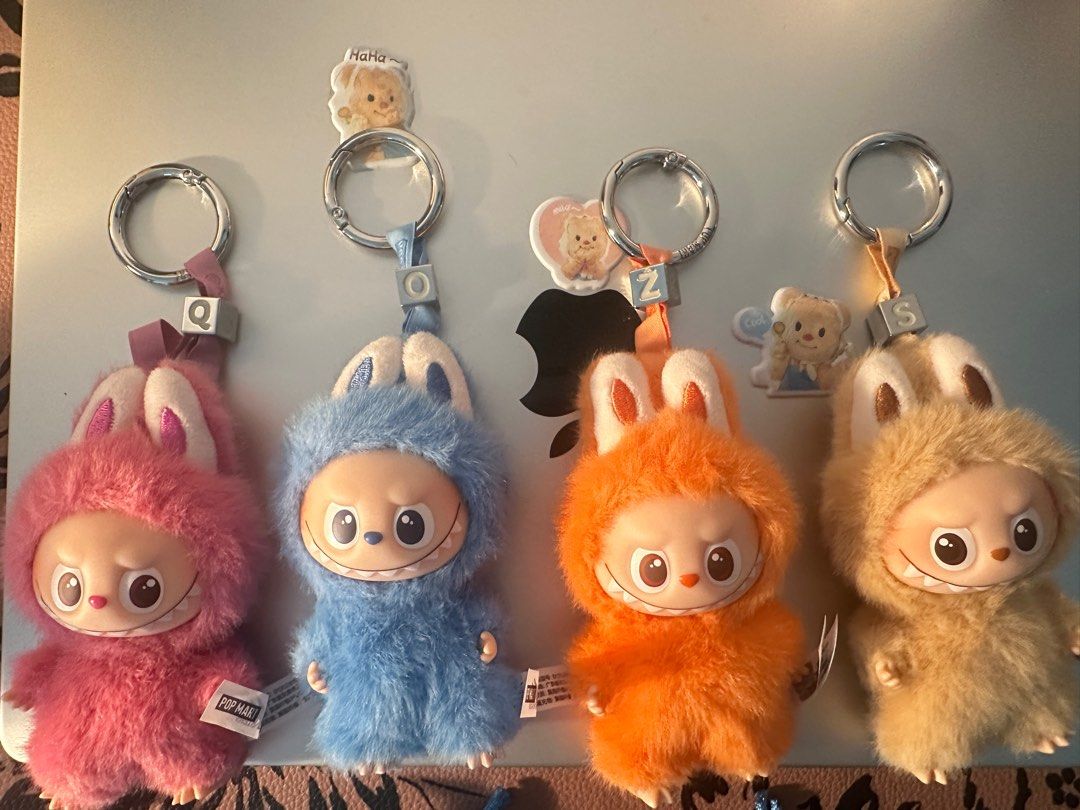 Pop Mart Labubu PIN FOR LOVE SERIES Fluffy Keychain, Hobbies & Toys ...