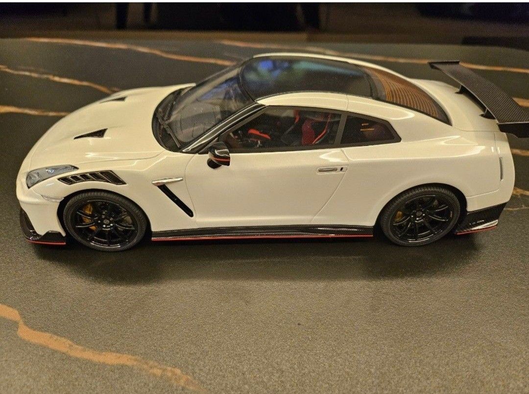 1:18 Kyosho Samurai Nissan GTR R35 Nismo, Hobbies & Toys, Toys & Games ...