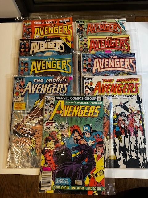 Avengers Comic Lot of 9 (Issues #218, 249, 252, 256, 257, 259, 261, 263 ...