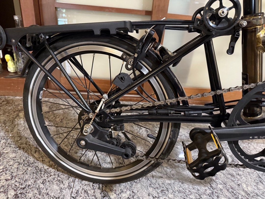 Brompton Folding Bike (Black Edition) Black Lacquer M6R (C Line Explore ...